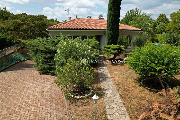 Maison à vendre - Gratentour - 5 pièces - 3 chambres