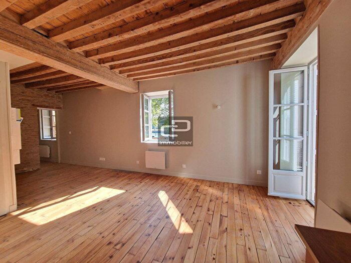Couzon-au-Mont-d'Or : Appartement 2 pièces à louer
