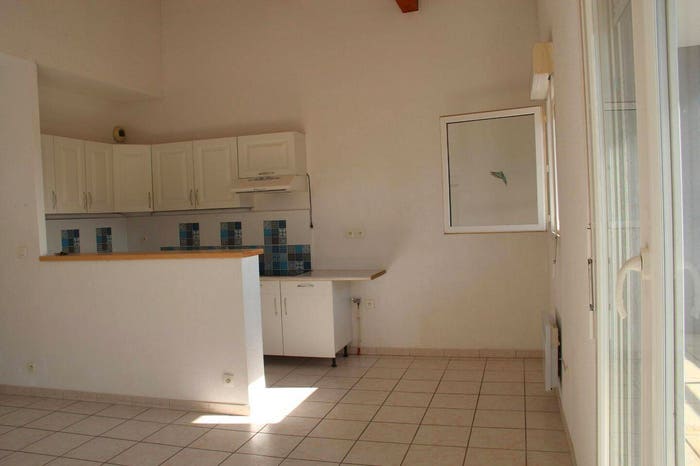 Centre Ville, Cavaillon - Appartement 3 pièces à louer