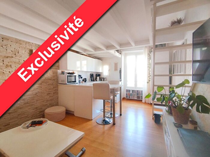 Appartement à vendre - Nice, Le Port - 2 pièces - 1 chambre