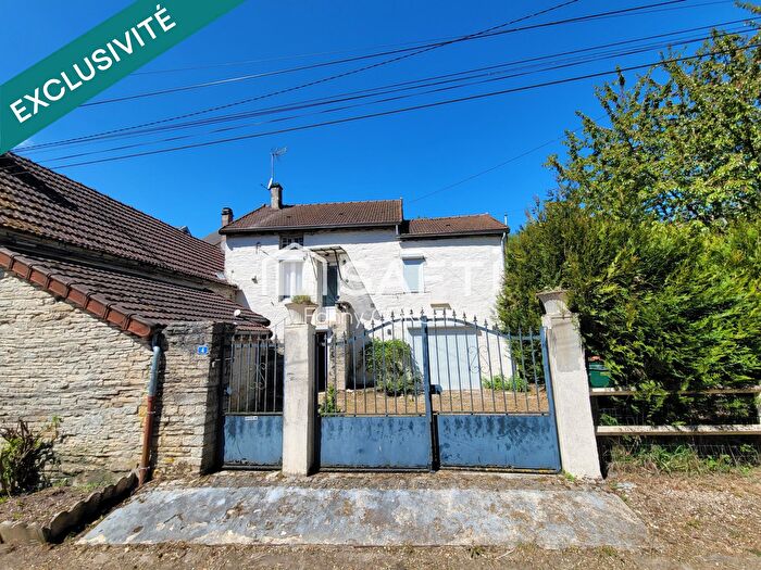 Maison 3 pièces à vendre à Cruzy-le-Châtel