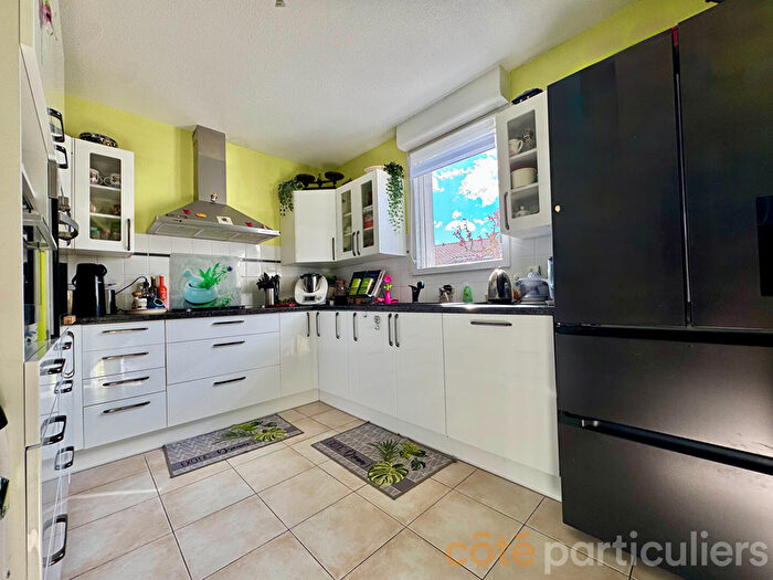 Maison à vendre - Jonquières-Saint-Vincent - 4 pièces - 3 chambres