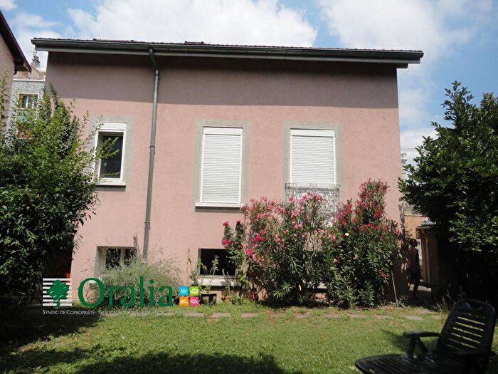 Maison à louer - Allies-Clos dOr, Grenoble - 5 pièces - 3 chambres