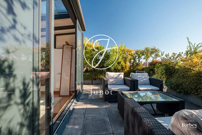 Montreuil, Bas Montreuil, Bobillot : Appartement 6 pièces à vendre