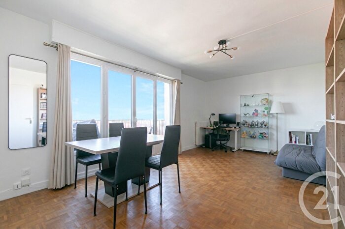 Saint-Maur-des-Fossés, Les Mûriers : Appartement 2 pièces à vendre