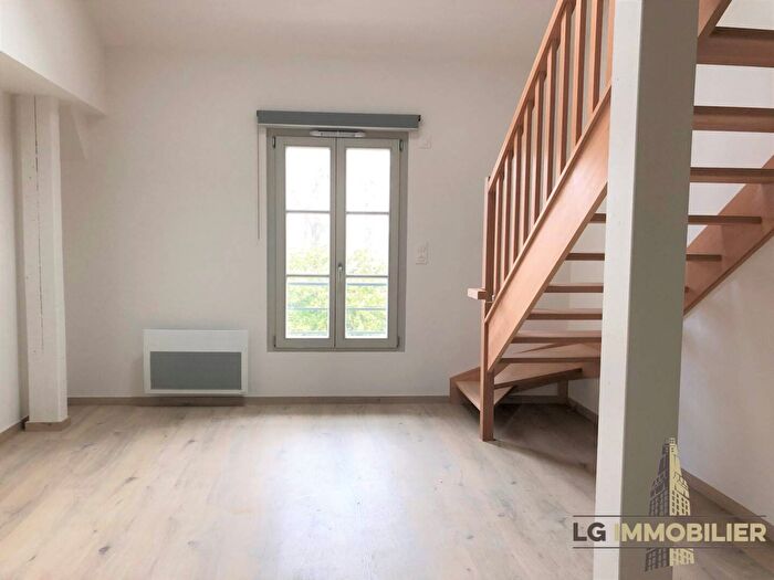 Appartement à louer - Compiègne - 3 pièces - 2 chambres