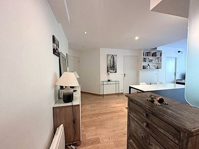 Appartement à louer - Carnot Gambetta, Suresnes - 2 pièces - 1 chambre