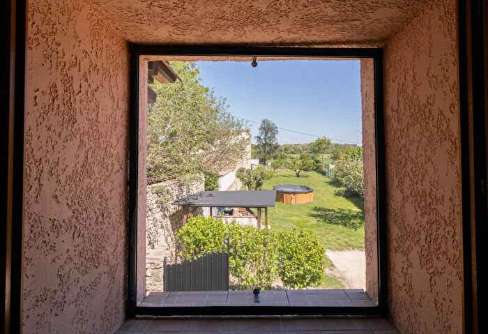Boucoiran-et-Nozières : Maison 4 pièces à vendre