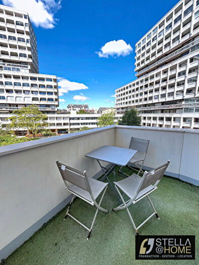 Appartement à louer - Quartiers Centre, Colombier - 3 pièces - 2 chambres