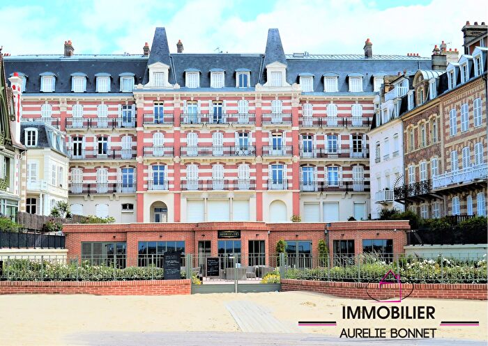 Appartement à vendre - Trouville-sur-Mer, Plages, Promenade des Planches, Bon Secours - 2 pièces - 1 chambre