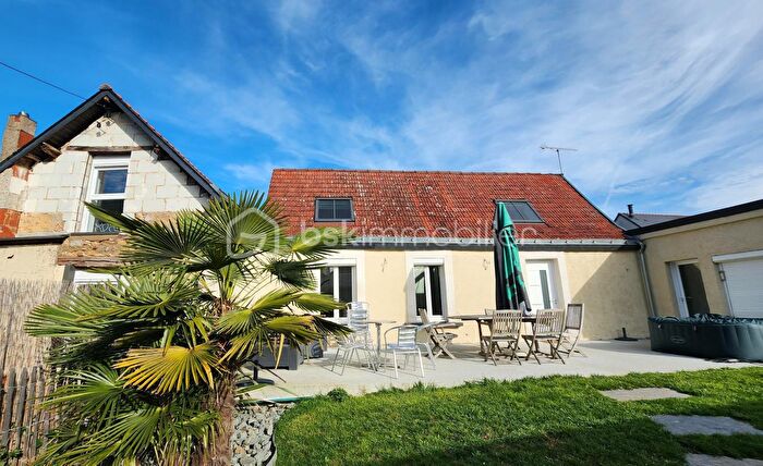 Maison à vendre - Soulaire-et-Bourg - 12 pièces - 8 chambres