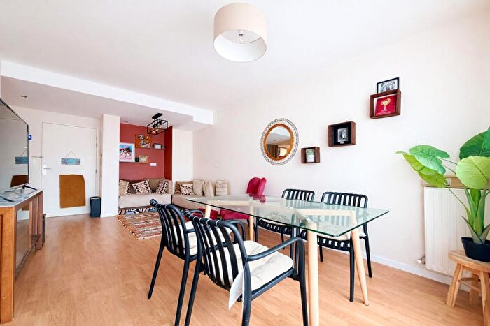 Villiers-sur-Marne, Centre-ville : Appartement 3 pièces à vendre