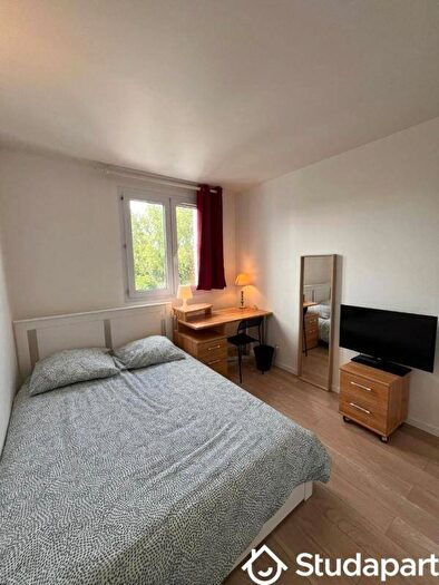 Appartement à louer - Loges, Évry-Courcouronnes - 1 pièce - 1 chambre