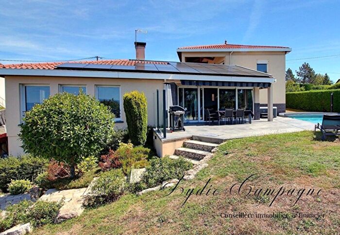 Maison à vendre - Saint-Galmier - 9 pièces - 5 chambres