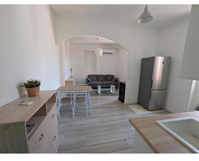 Vallauris, Les Paluds : Appartement 2 pièces à louer