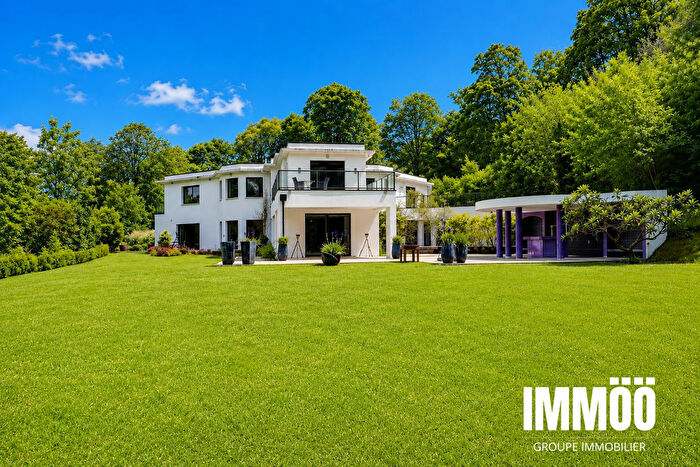Bois-Guillaume, LEglise : Maison 10 pièces à vendre
