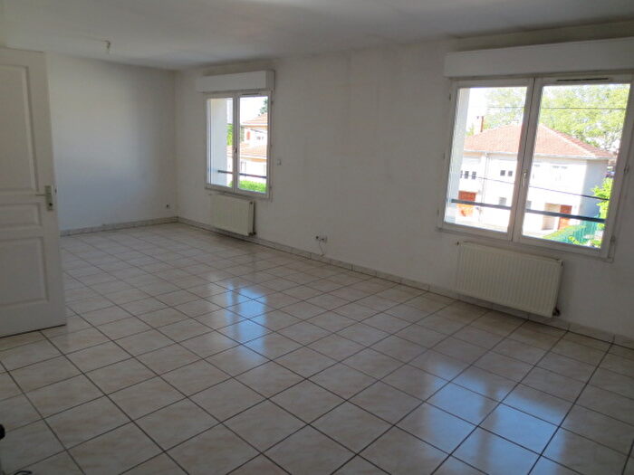 Appartement 2 pièces à louer - Villeurbanne, Buers