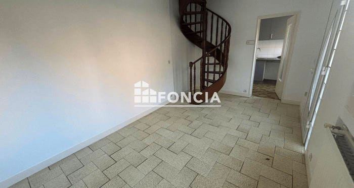 Epinettes, Issy-les-Moulineaux : Maison 2 pièces à louer