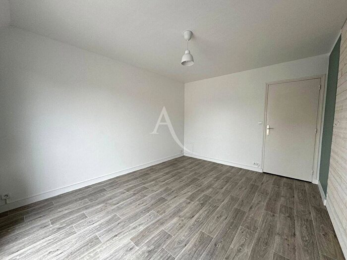 Appartement à louer - Crossardière, Laval - 2 pièces - 1 chambre
