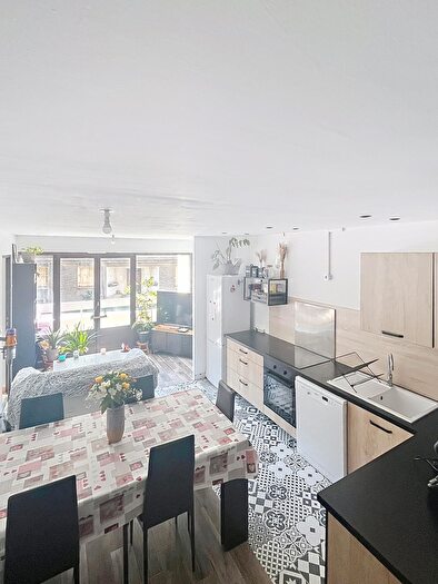 Cluses, Centre-ville : Appartement 4 pièces à vendre