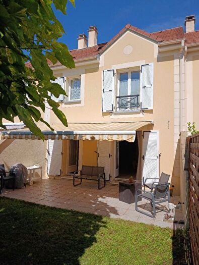 Maison à vendre - Combs-la-Ville, Gare - 6 pièces - 4 chambres