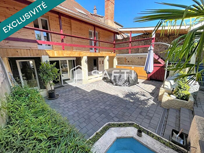 Maison 7 pièces à Jussey, à vendre