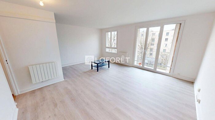 Appartement à louer - Bord de Seine-Les Martinets, Rueil-Malmaison - 4 pièces - 2 chambres