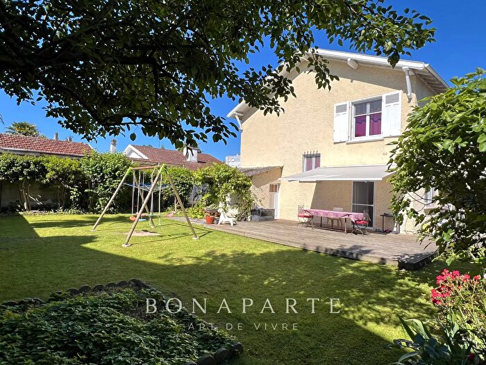 Maison 6 pièces à Pau, à vendre