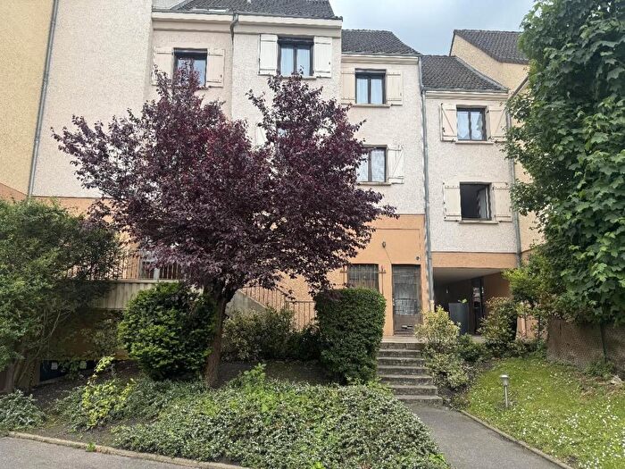 Appartement 4 pièces à Persan, à vendre