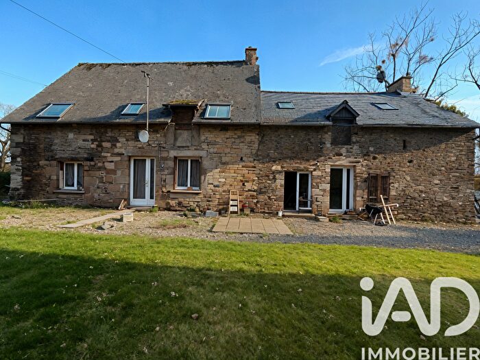 Maison à vendre - Bazouges-la-Pérouse - 4 pièces - 3 chambres