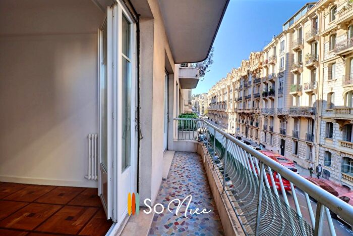 Appartement à louer - Nice, Gambetta - 2 pièces - 1 chambre