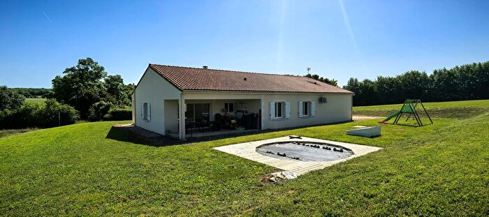 Maison 6 pièces à Les Églises-dArgenteuil, à vendre