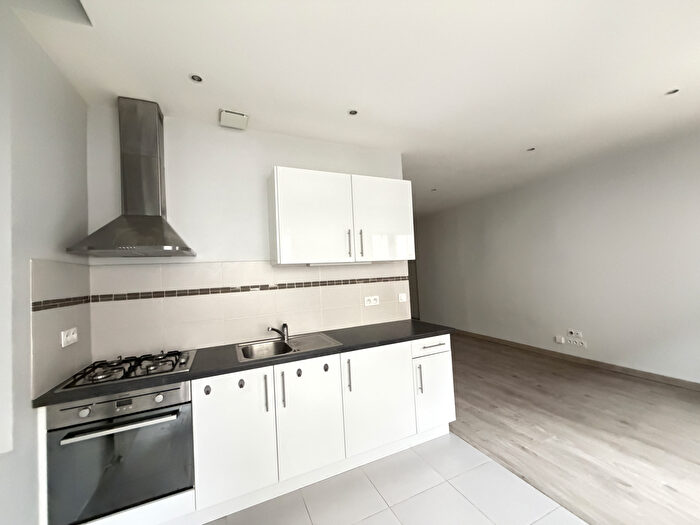 Appartement à louer - Agen, Hôtel de ville - 3 pièces - 2 chambres