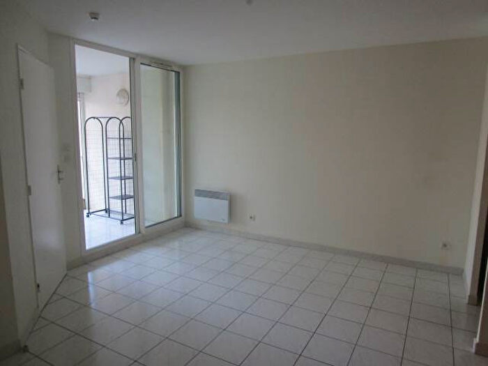 Appartement à louer - Narbonne, Cité - 2 pièces - 1 chambre