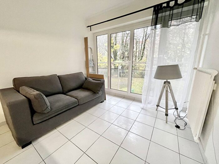 Appartement 1 pièce à louer à Centre-Bras de Marne, Saint-Maurice