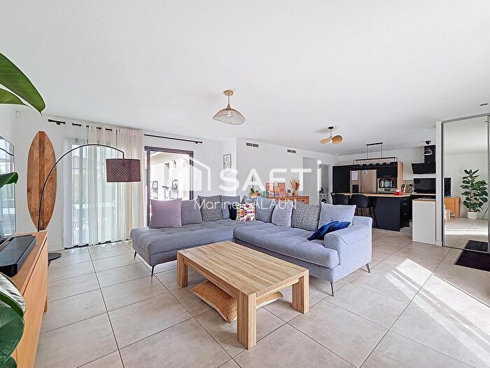 Maison à vendre - Sainte-Hélène - 4 pièces - 3 chambres