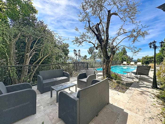 Maison 5 pièces à Cabris, à vendre