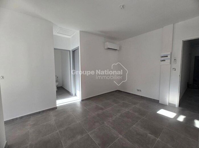 Appartement à louer - Centre Ville, Bellegarde - 2 pièces - 1 chambre