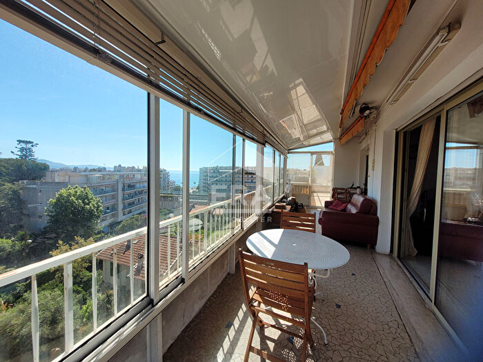 Nice, Fabron : Appartement 4 pièces à vendre
