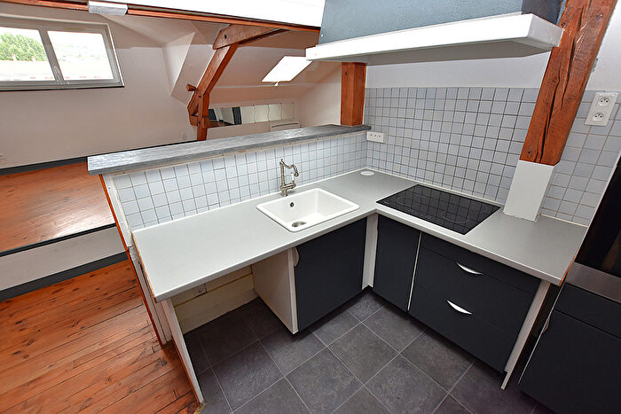 Appartement 3 pièces à vendre - Le Puy-en-Velay, Saint-Jean, République