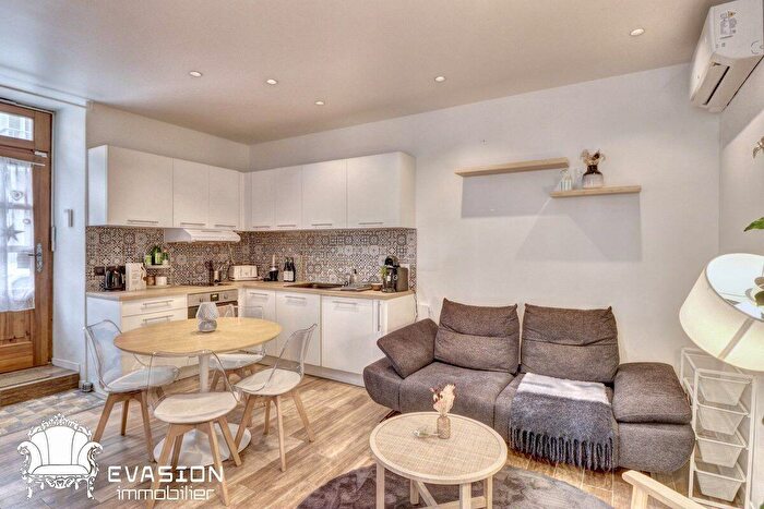 Appartement à louer - Sallanches - 3 pièces - 1 chambre