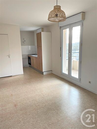Orléans, Saint-Marc, Faubourg Bourgogne : Appartement 1 pièce à louer