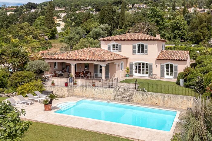 Maison à vendre - Vence, Saint-Martin, Lubiane, Le Suve - 6 pièces - 4 chambres