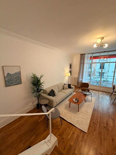 Appartement à louer - Dupleix-Motte Picquet, Paris ème arrondissement - 3 pièces - 1 chambre