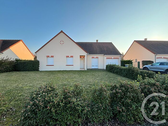 Ormes : Maison 4 pièces à louer