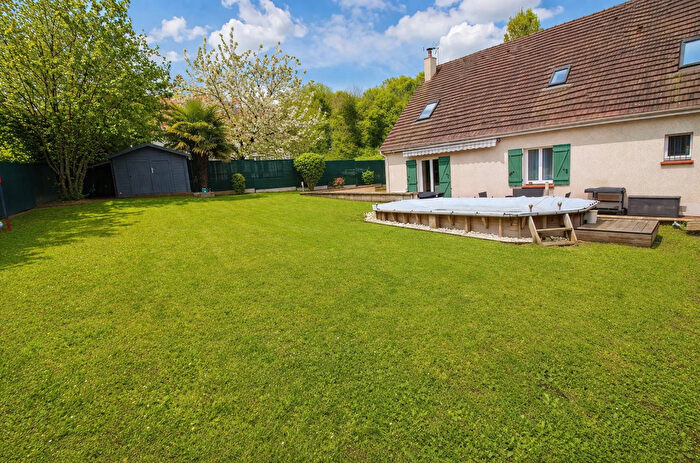 Maison à vendre - Guitrancourt - 7 pièces - 5 chambres