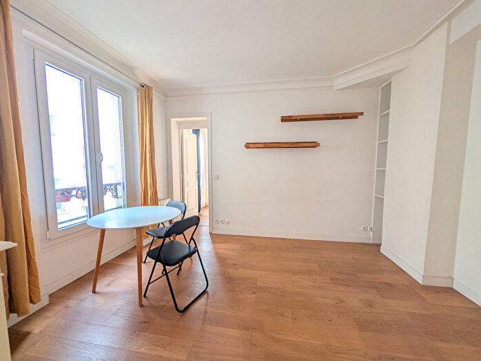 Appartement 3 pièces à Paris 18ème, Jules Joffrin, à louer