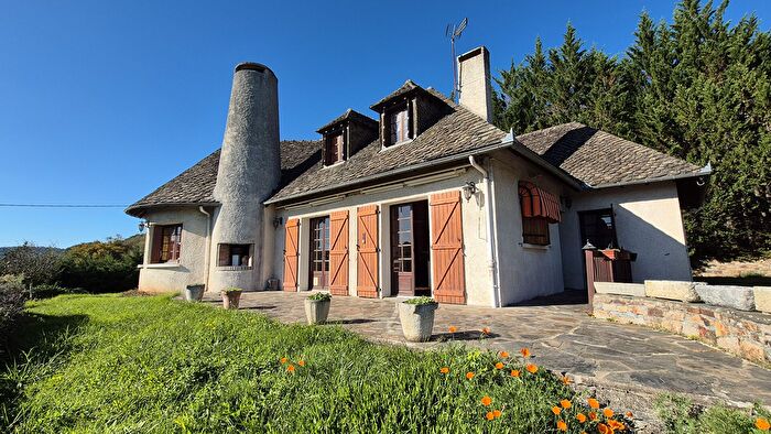 Maison à vendre - Espalion - 7 pièces - 6 chambres