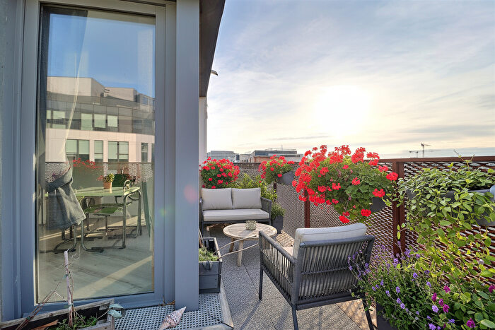 Appartement à vendre - Saint-Denis, La Plaine Saint-Denis - 4 pièces - 3 chambres