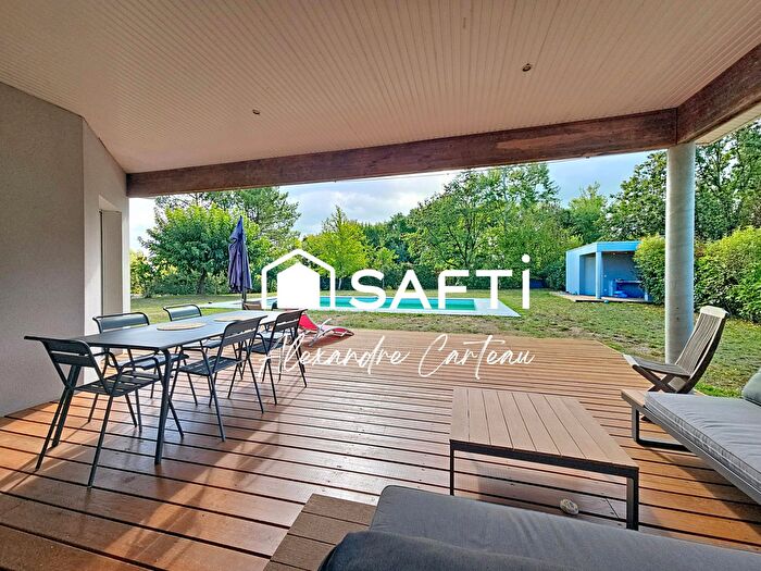 Maison 6 pièces à Cénac, à vendre